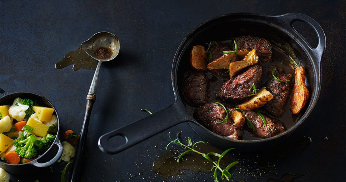 Dudefood: Svinekjaker med syrlige grønnsaker og… | Nortura PROFF